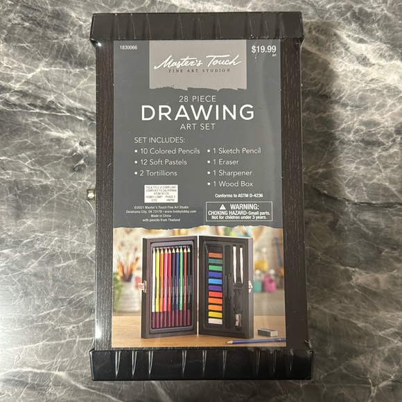 Master’s Touch | Art | Brand New Not Opened 28 Piece Drawing Art Set ...